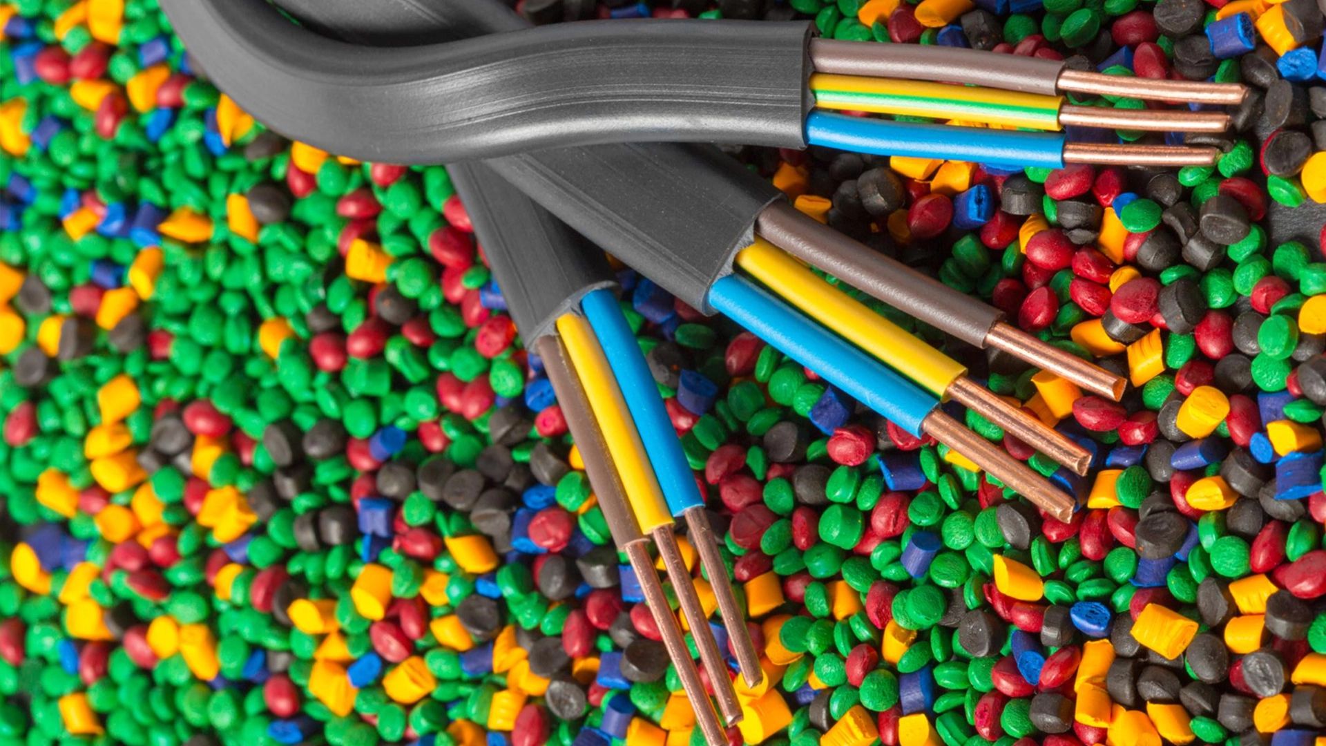 Why Industries are Switching to Silicon Rubber Insulated Cables